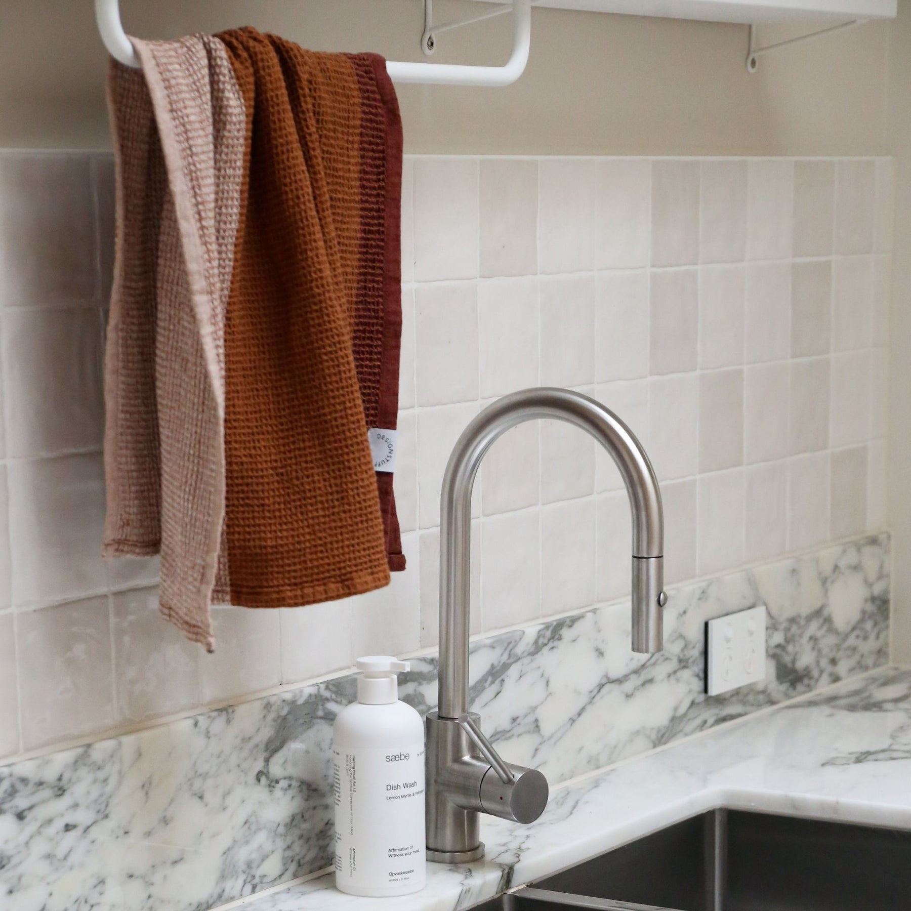 Shop DESIGNSTUFF Waffle Teatowel, Cinnamon Set