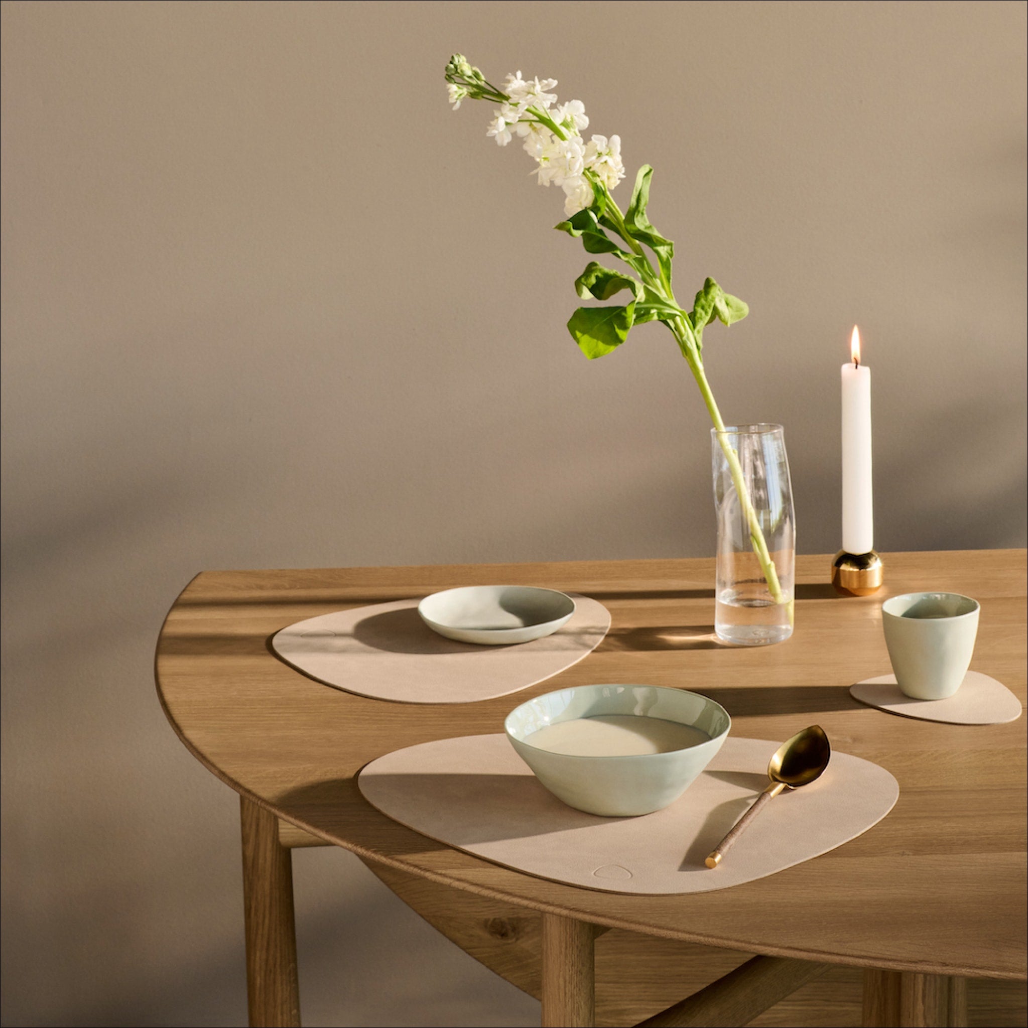 LIND DNA Nupo Curve Coaster, Sand – Designstuff